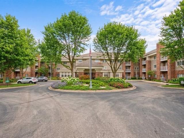 605 Barrington Ave Apt 222, East Dundee, IL 60118