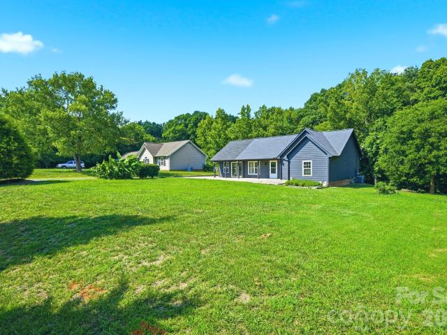 605 Brookside Drive