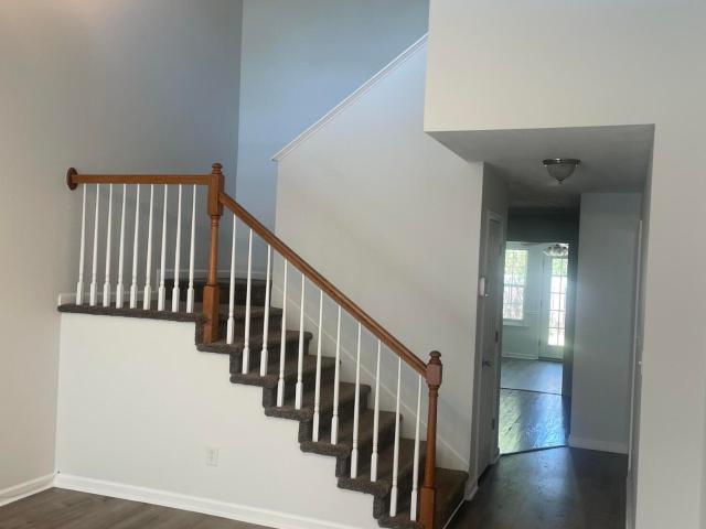 605 Goodale Lane