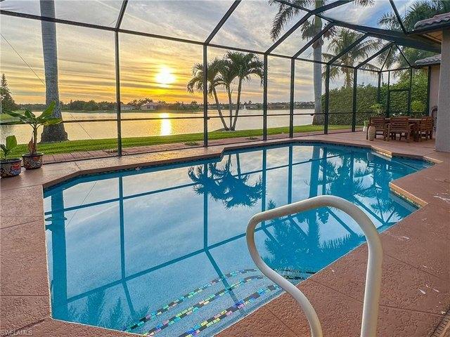 605 Grand Rapids Blvd, Naples, FL 34120
