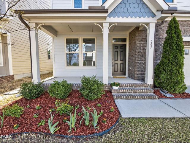 605 Groveview Wynd
