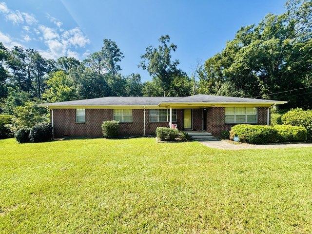 605 Duval Dr, Opp, AL 36467