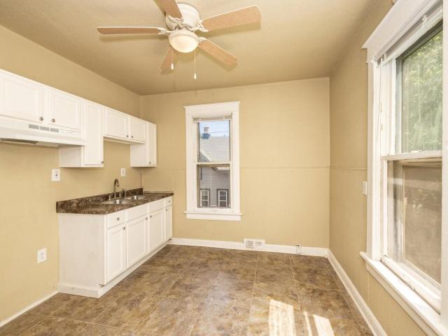 605 E Wright St, Unit Upper