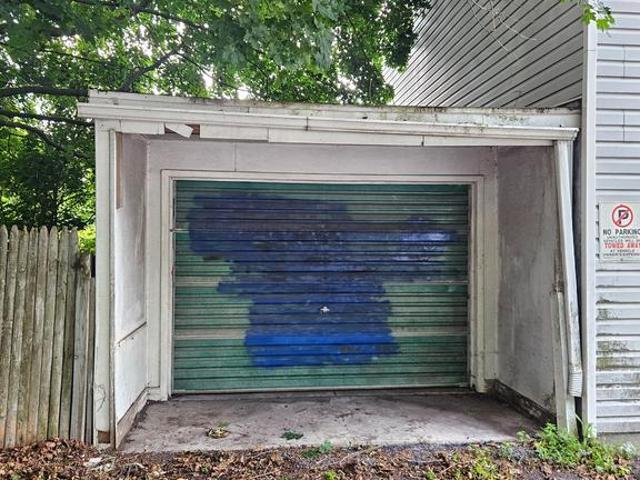 605 E Centre Street