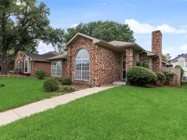 605 English Oak Drive