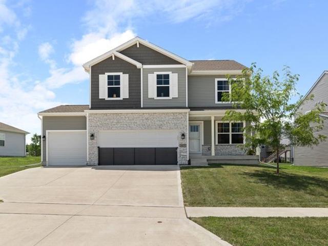 605 Ellis Cir, Adel, IA 50003