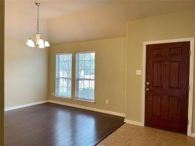 605 Knollwood Trail Court