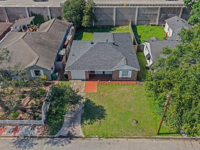 605 Kelley St, Houston, TX 77009