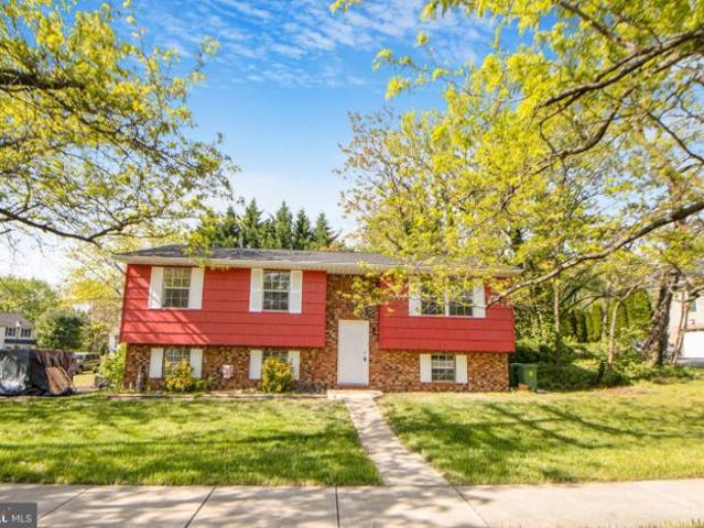 605 Hammonds Ct, Brooklyn, MD 21225