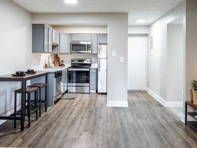 605 Hanna Ave Apartments