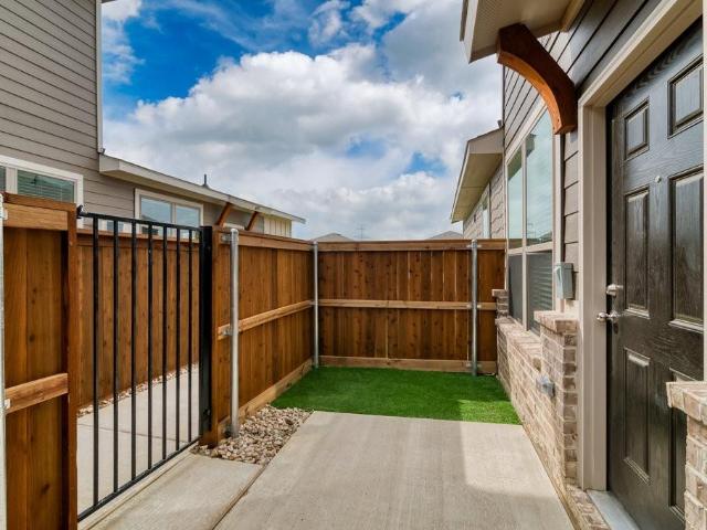 605 Harvest Moon Drive