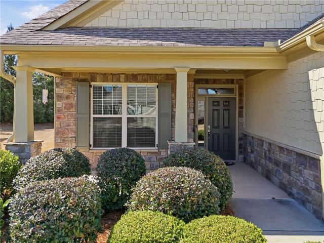 605 Hemlock Trail