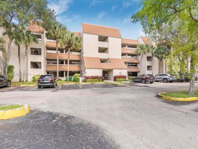 605 Ives Dairy Rd #304 7, Miami, FL 33179