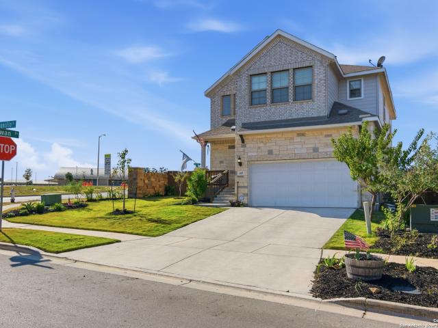 605 Jaboncillo St, New Braunfels, TX 78132 | MLS #597845 | Compass