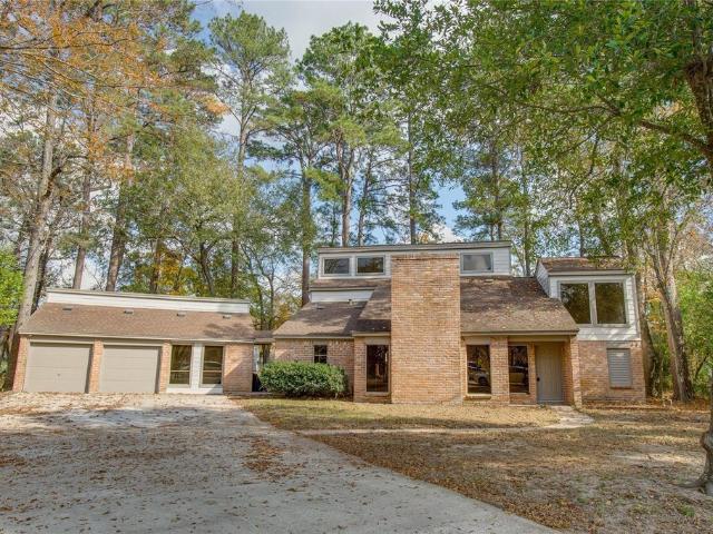 605 Jeff Davis Ct, Conroe, TX 77302 | MLS #49981