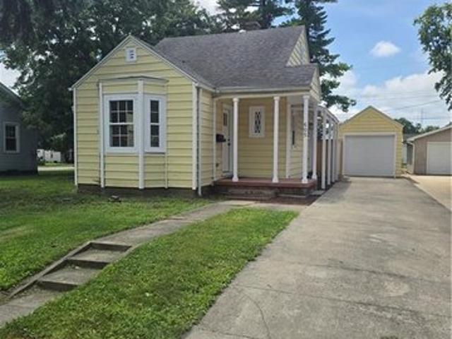 605 Lafayette Ave, Mattoon, IL 61938