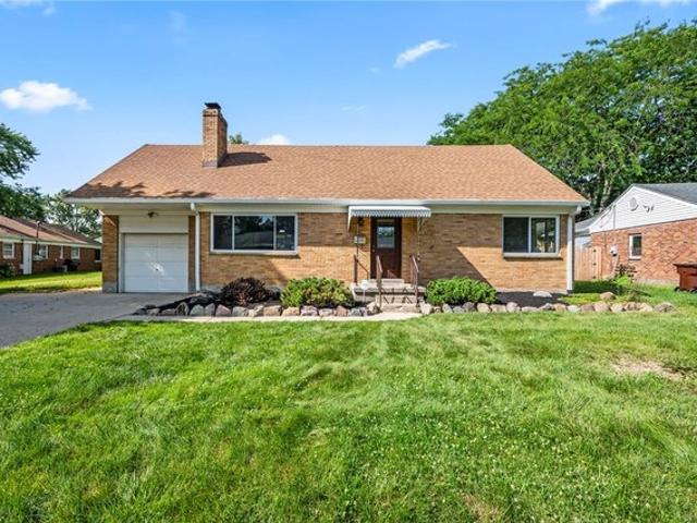 605 Lamont Dr, Kettering, OH 45429