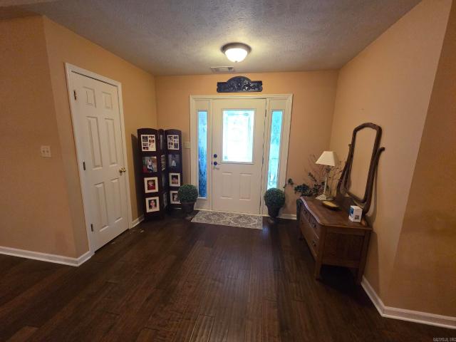 605 Live Oak Drive