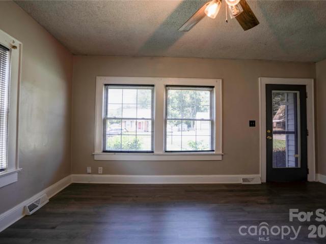 605 Meadowbrook Road