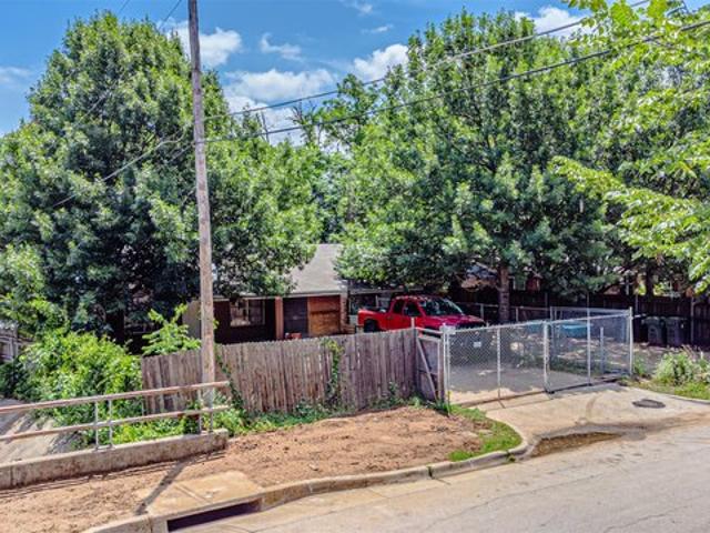 605 N Pecan St Apt A, Arlington, TX 76011