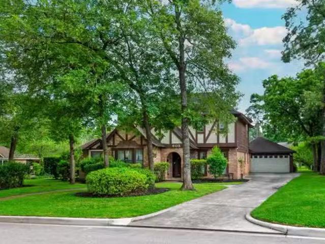 605 N Rivershire Dr, Conroe, TX 77304 MLS 24440585