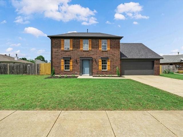 605 NE 18th St, Moore, OK 73160