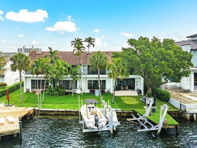 605 NE 19th Ave, Deerfield Beach, FL 33441