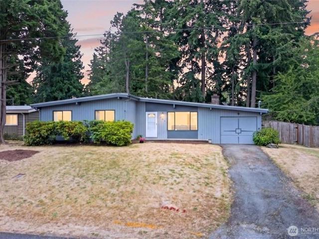 605 S 304th St, Federal Way, WA 98003