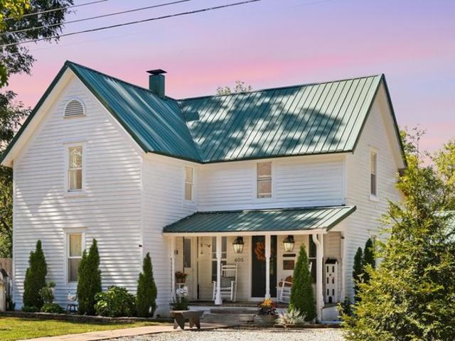 605 S Hemphill Ave, Crane, MO 65633