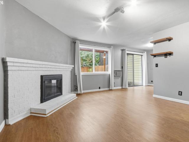 605 SE 121ST AVE # 5