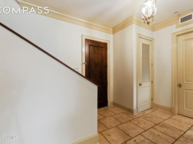 605 Silverstone Rd 204B, Lafayette, LA