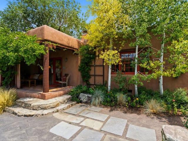 605 Sunset St, Santa Fe, NM 87501