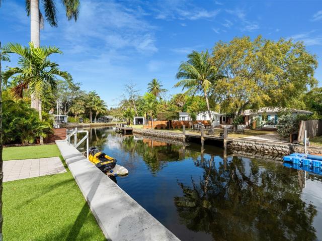 605 SW 12th Ave, Fort Lauderdale, FL 33312 | MLS #B26016 | Compass