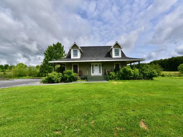 605 Plummer Rd, Ballston Spa, NY 12020