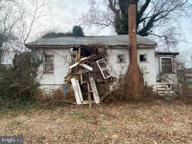 605 Raveling Avenue