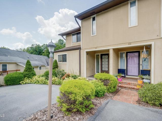 605 Redstone Drive Apt 21
