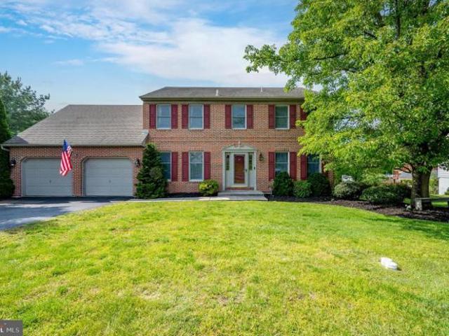 605 Russell Ave, Douglassville, PA 19518