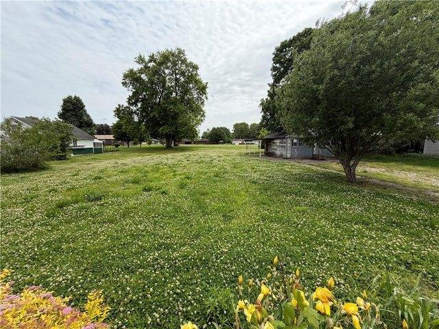 605 W Grand Prairie St, Palestine, IL 62451