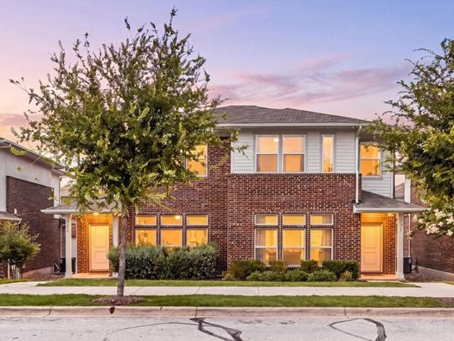 605 W South St Unit 33, Leander, TX 78641
