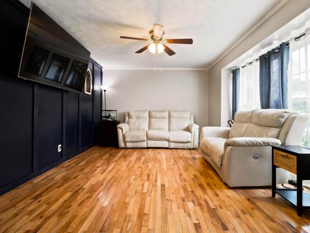 605 Walnut Drive