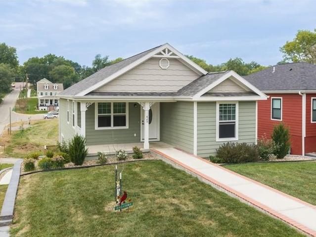 605 Washington St, Atchison, KS 66002