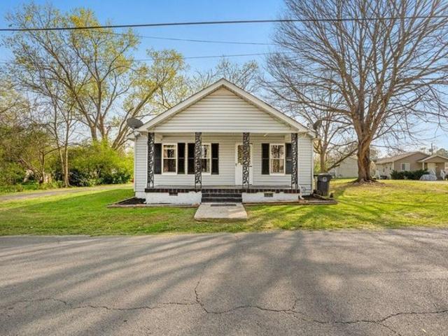 605 Thornton St, LaFayette, GA 30728
