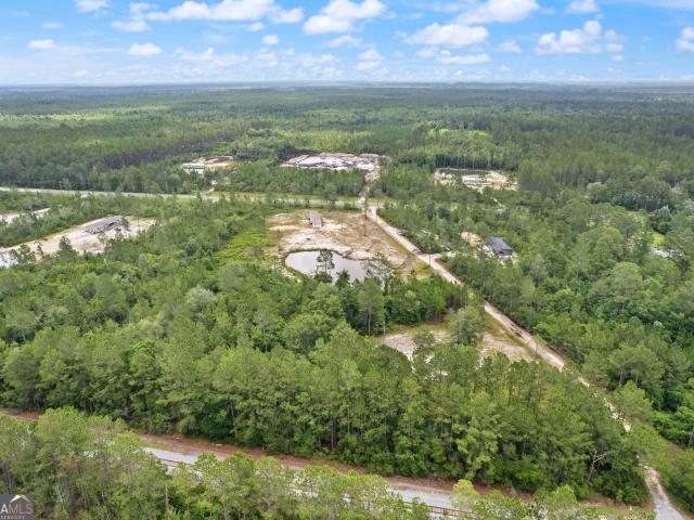 6064 S Us Highway 301