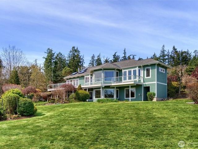6065 Central Ave, Anacortes, WA 98221