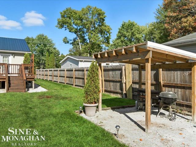 6065 Lapeer Road
