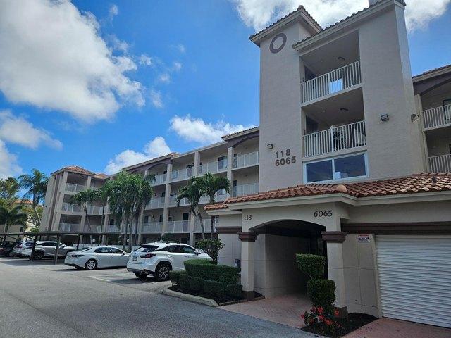 6065 Pointe Regal Cir Apt 105, Delray Beach, FL 33484