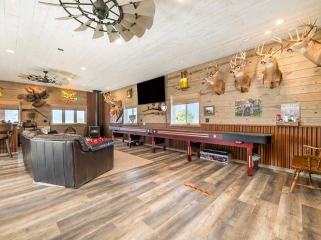 60665 th Rd, Burchard, NE 68323