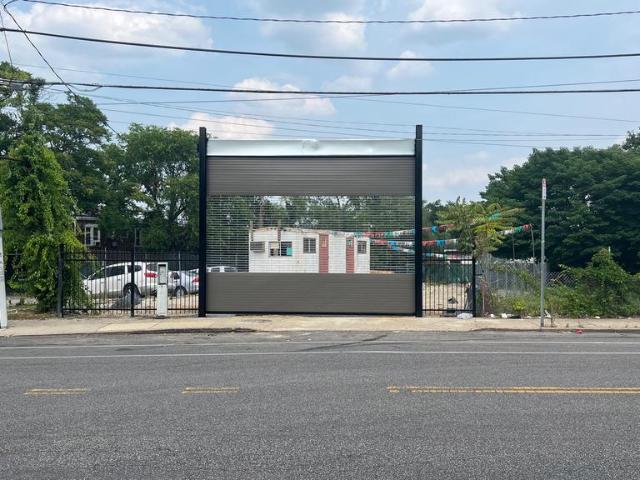 6067 Old York Road