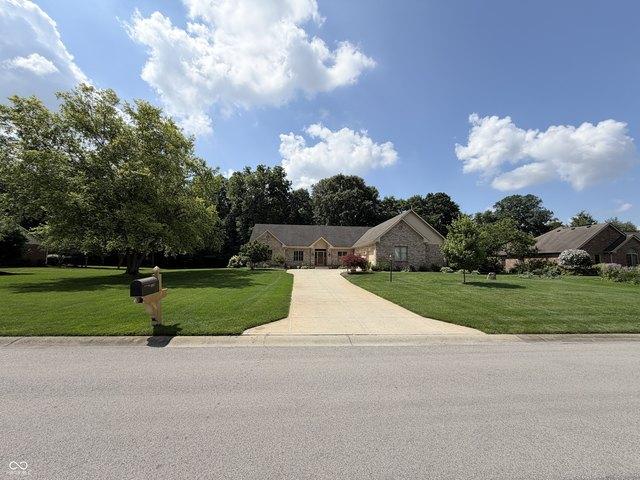 6067 Terra Ln, McCordsville, IN 46055