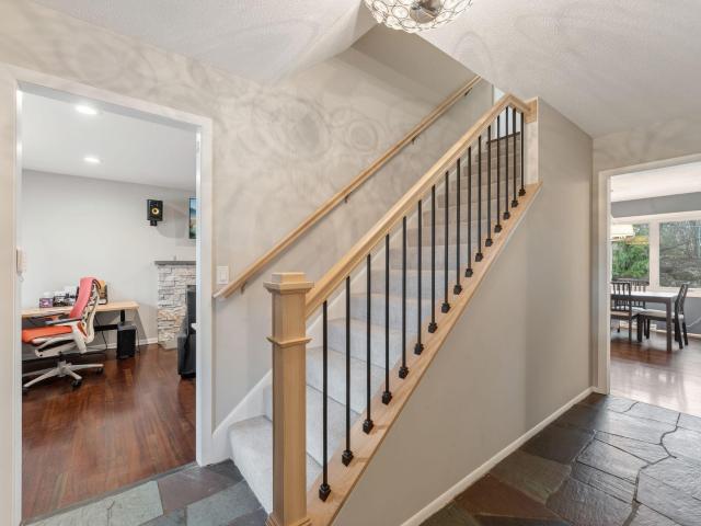 6068 Olinger Cir, Edina, MN 55436 | MLS #7043 | Compass